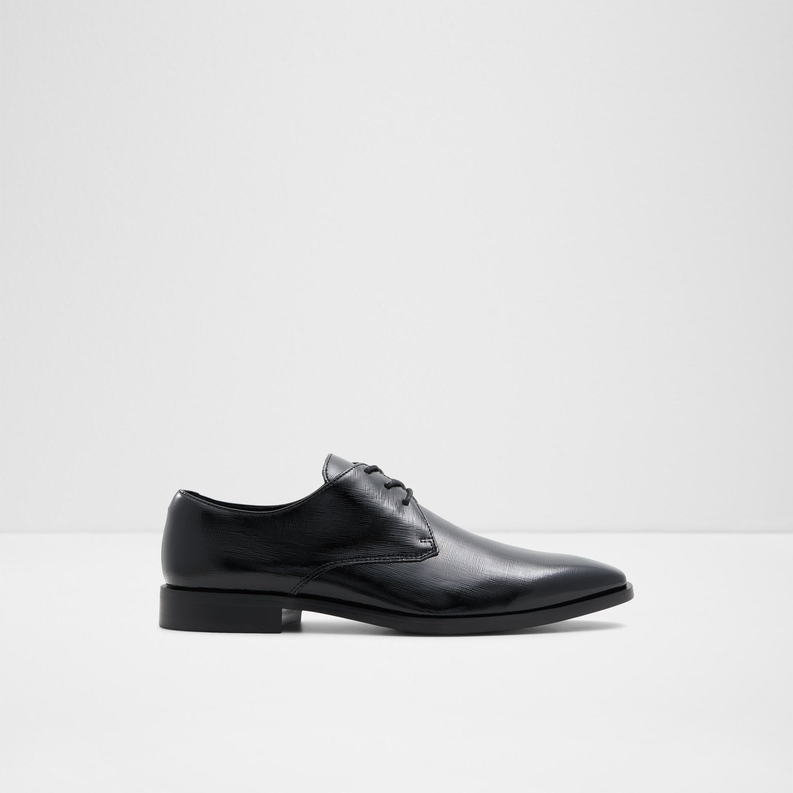Mackle – ALDO Shoes UK