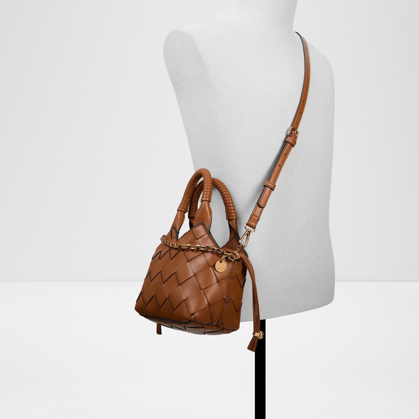 Women's Bucket Bags | Handbags at ALDO Shoes UK