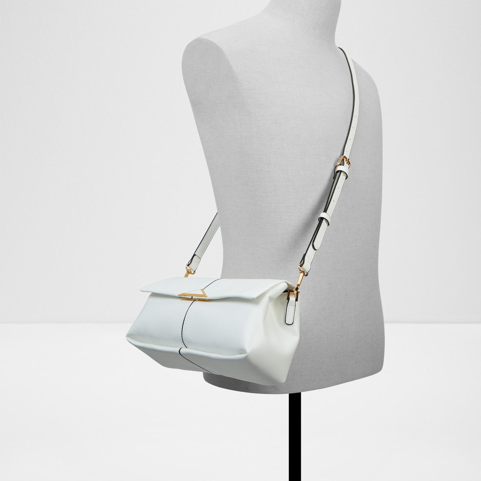 Sadiebag - Women's White Shoulder Bag – ALDO Shoes UK